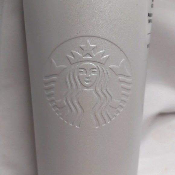 Starbucks | Dining | Starbucks 22 16oz Snow White Tumbler | Poshmark